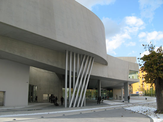 zaha hadid MAXXI: the museum opens its doors in rome