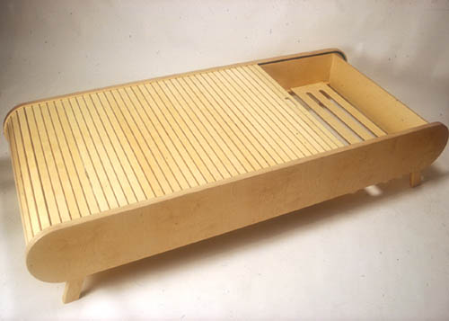 maru roller bed | designboom.com