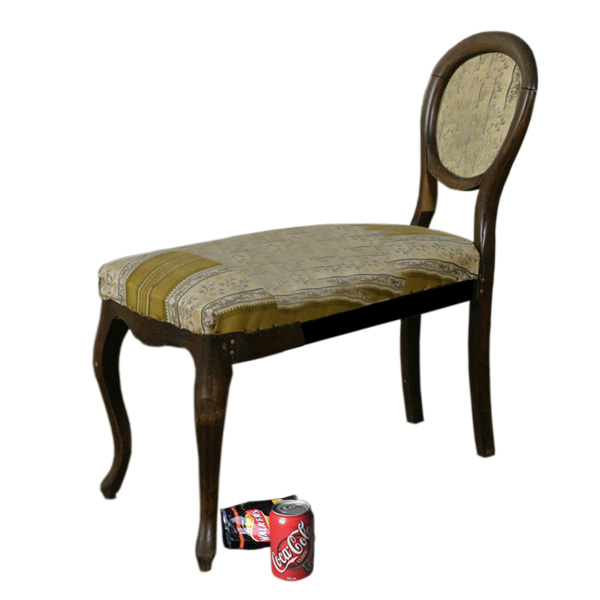 slouch chair | designboom.com