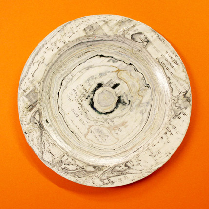 waste paper dish | designboom.com