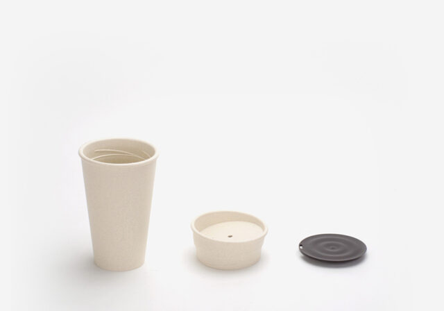 Eco-friendly caffé mug 'take-out' for both enjoyment and the ...