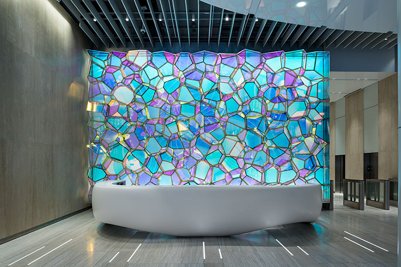 SOFTlab animates one state street lobby with kaleidoscopic wall structure