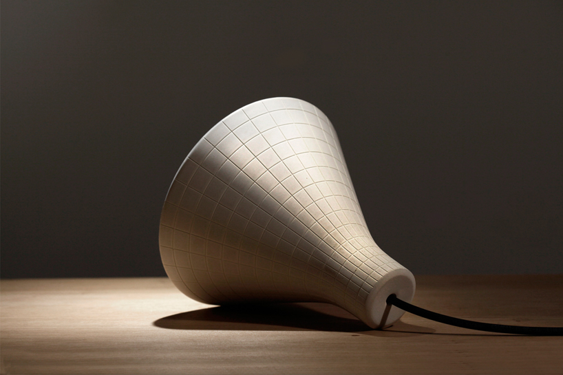 itai bar-on grid lamp references virtual object's wireframe