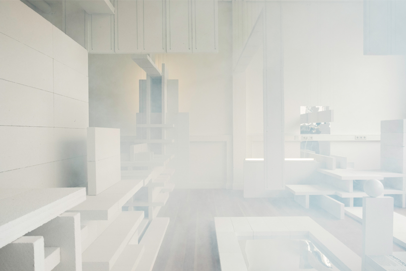 anna sitnikova’s spatial experiment challenges human sensibility