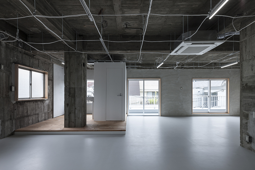 studio 2001 strips back an office in tokyo
