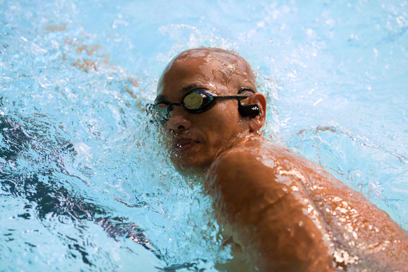 fully waterproof sony walkman sports mp3 player at CES 2013