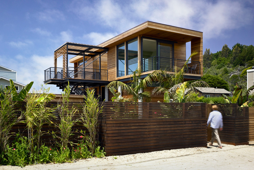 flood proof house by studio peek ancona