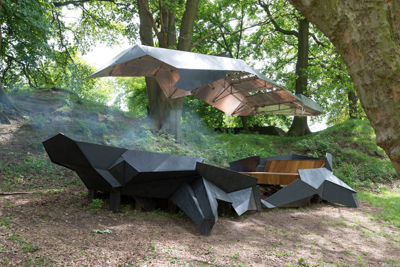 paul segers' stealth pavilion 2013 mimics F 117 nighthawk