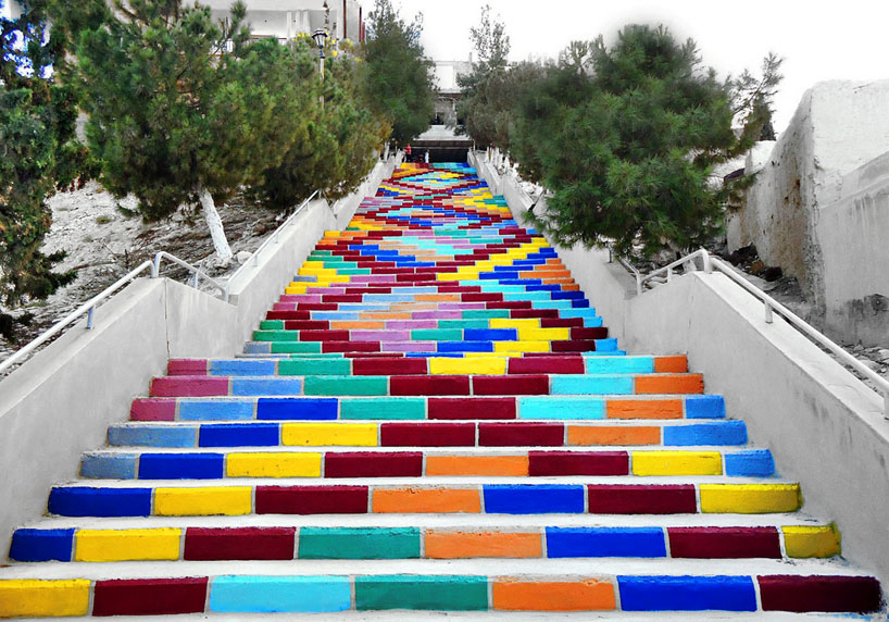 syrian students paint the longest staircase in their town