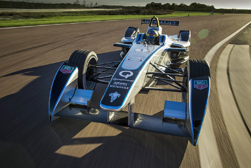 formula E's spark-renault electric race car debuts on track