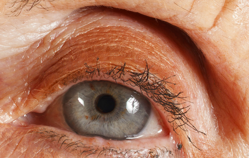 daniel boschung shoots 900 megapixel portraits for face cartography