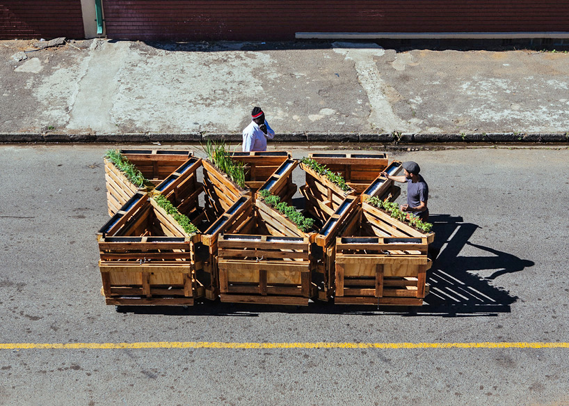r1 recycles wooden pallets into interlocking mobile benches