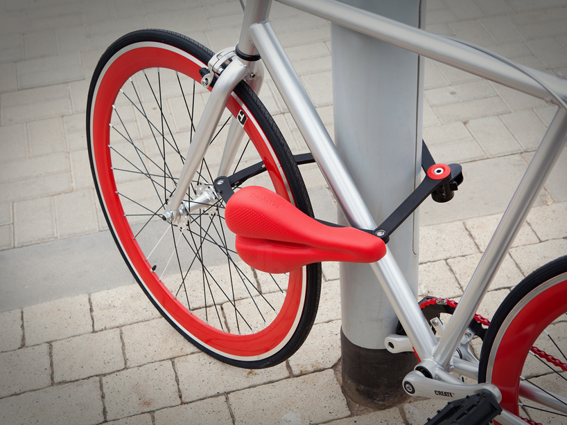 seatylock secures your bike by transforming its saddle into a lock