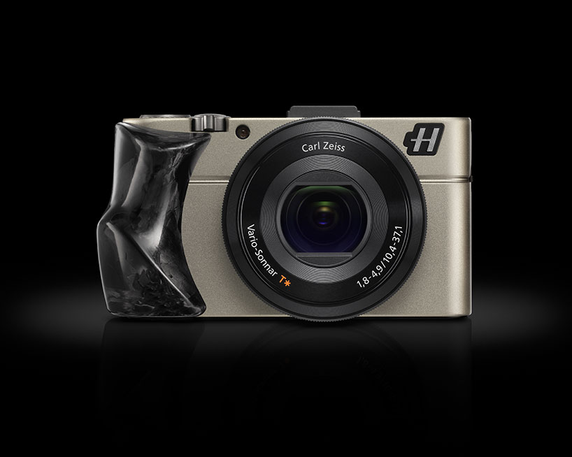hasselblad expands compact luxury camera line with Wi-Fi and NFC ...