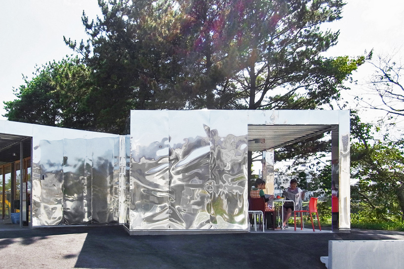 takahashi ippei clads nursery school in japan with reflective paneling