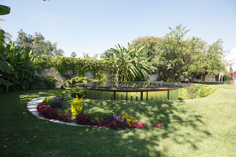 BNKR arquitectura builds spiraling ecumenical chapel under ground