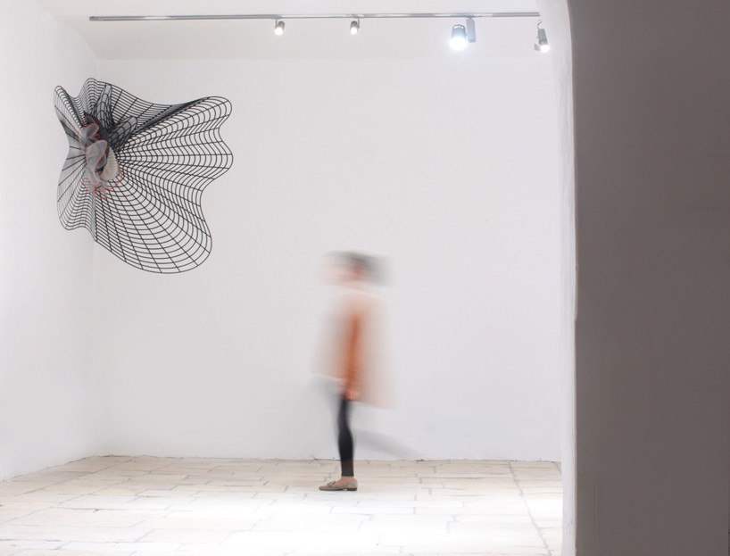 noa raviv visualizes immaterial computer errors