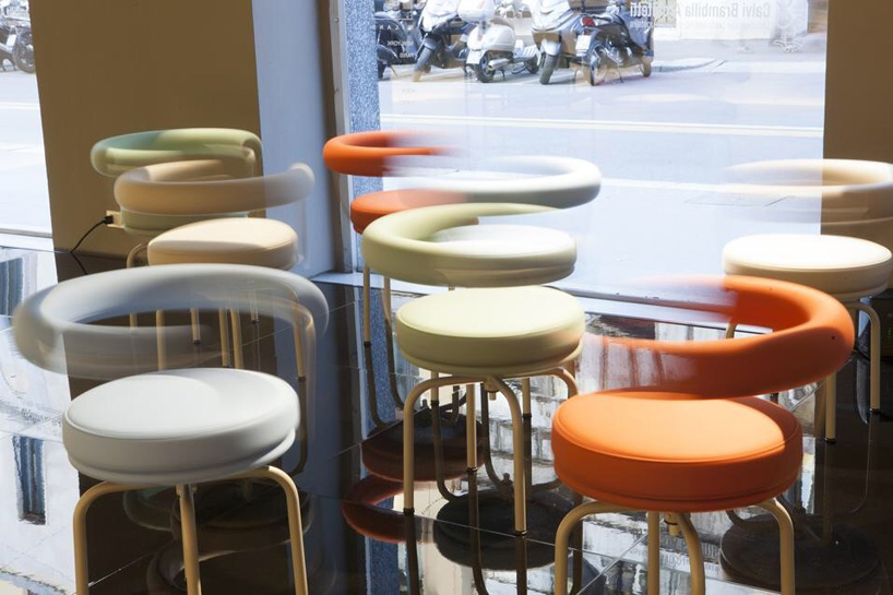 le corbusier kinetic window installation at cassina's milan showroom