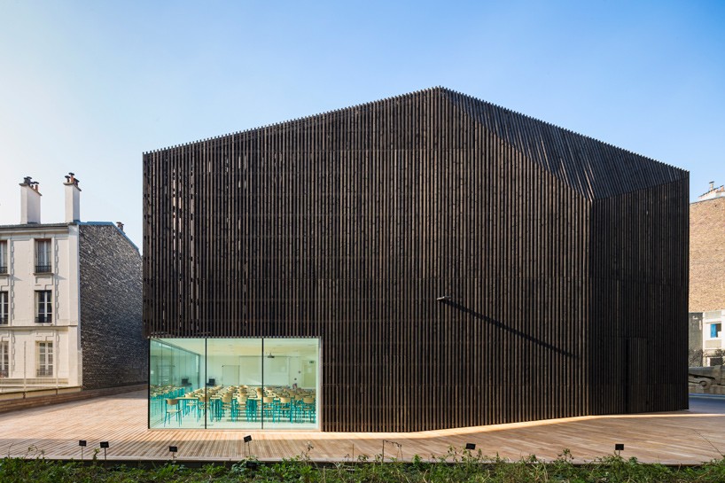 AZC's urban barn in paris contains two university auditoriums