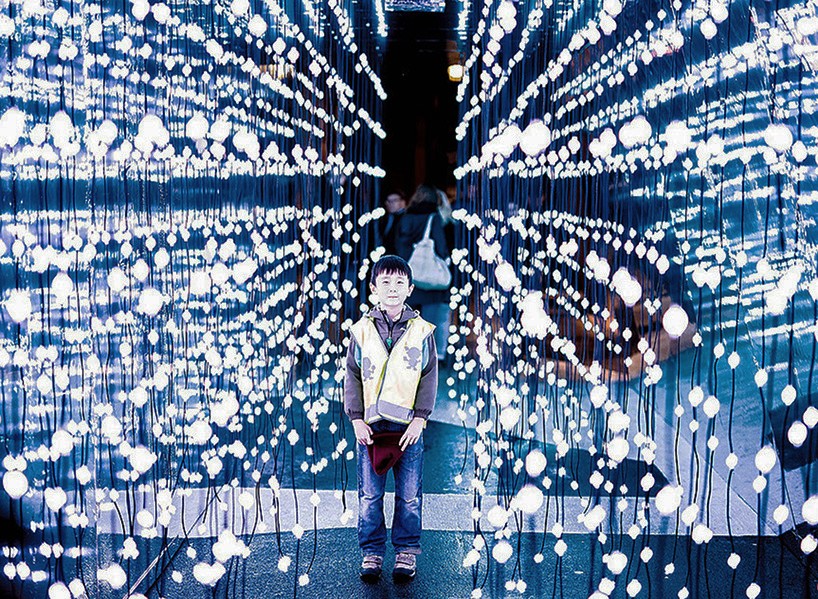 3D light walk installation immerses visitors in jena, germany