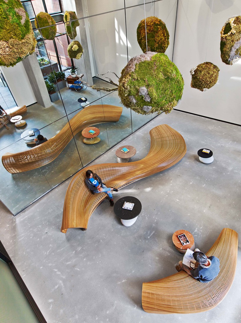 rapt studio revamps dropbox HQ in san francisco