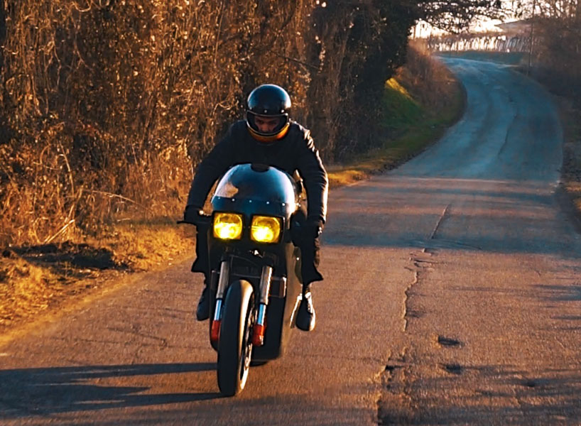 midnight runner electric custom café racer by apache + energica