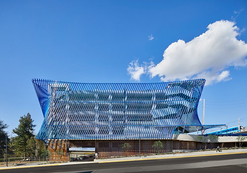 brooks + scarpa completes undulated transit station and plaza in seattle