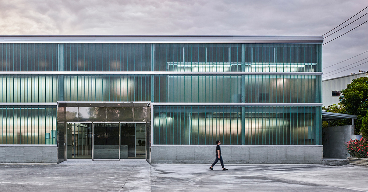 waterfrom uses transparent plastic sheets and mesh to renovate 30-year ...