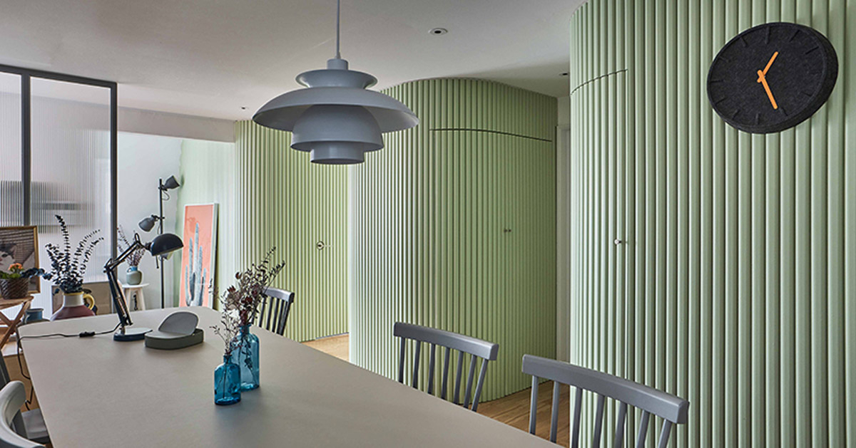 the green curved walls in this seoul house feature hidden storage, by ...
