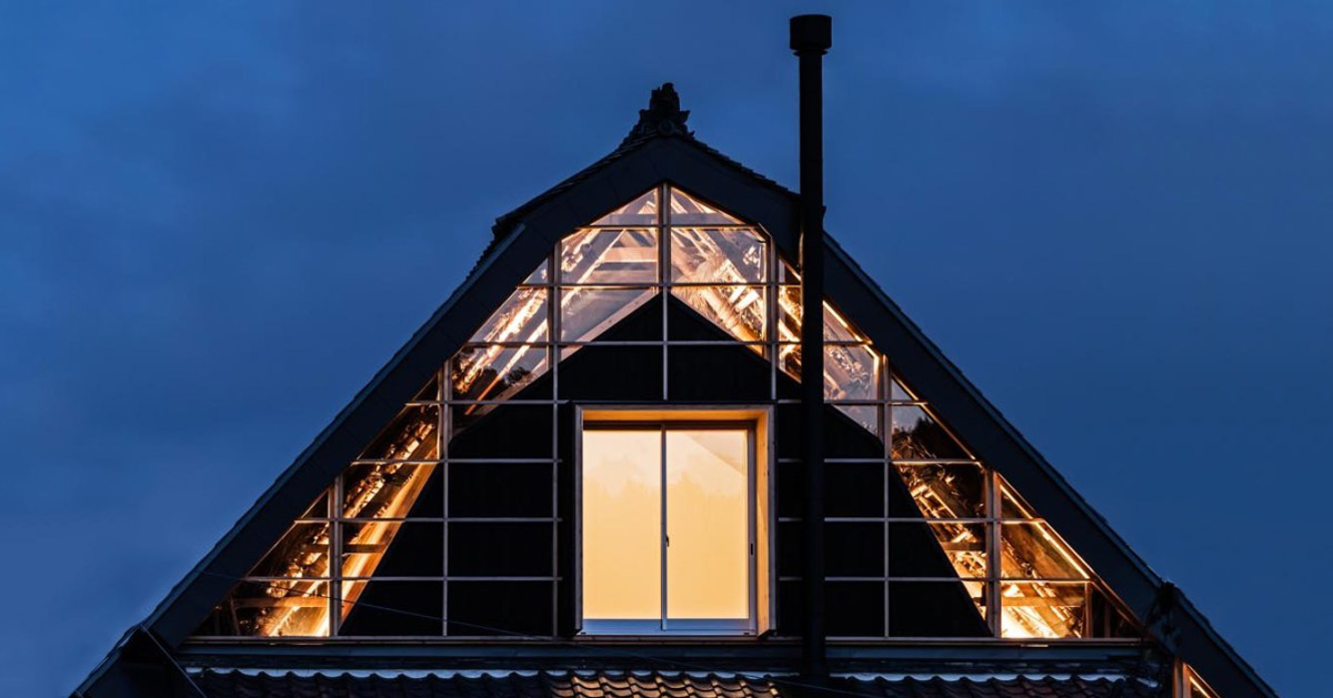 tadashi yoshimura breathes new life into thatched sloping roof of ...