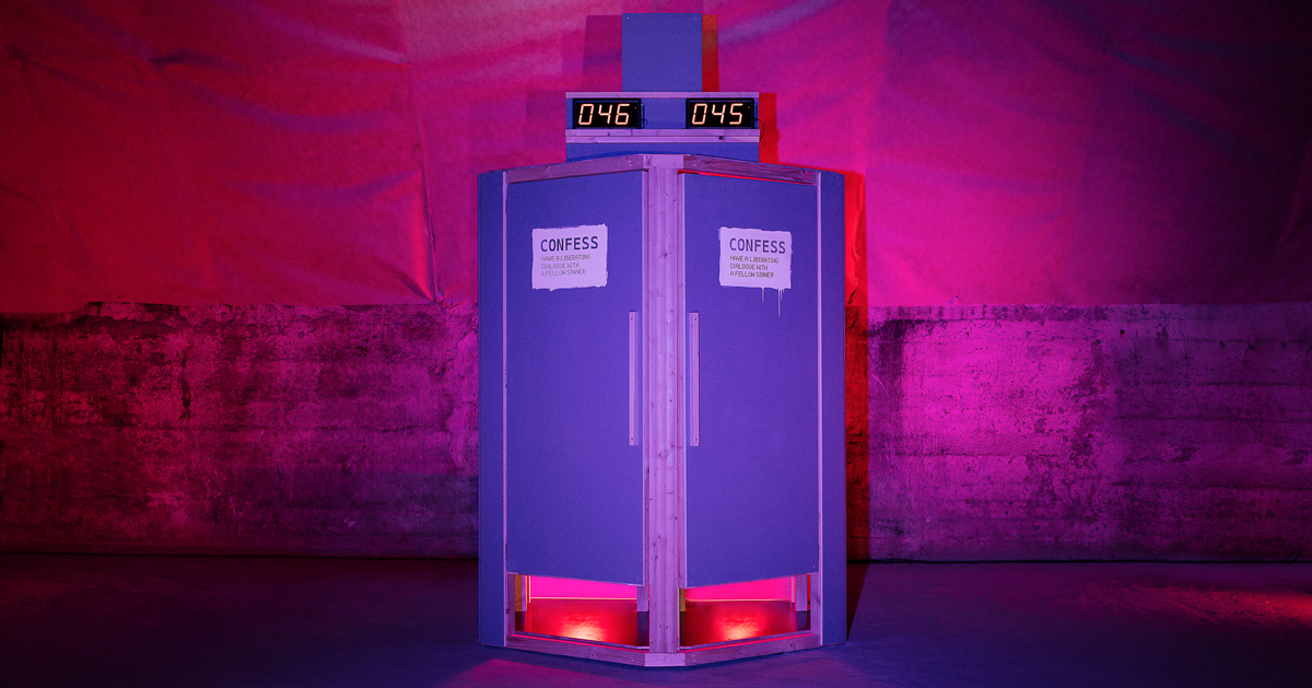 FREITAG wants you to report examples of bad design