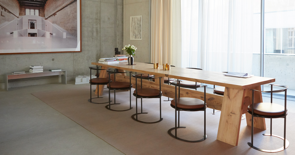 david chipperfield interview: step inside the architect's berlin studio