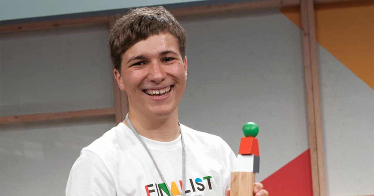 teenager wins google science fair by removing microplastics from water