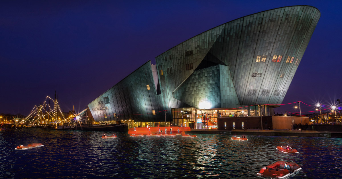 MIT researchers design roundAround: a bridge made of autonomous boats