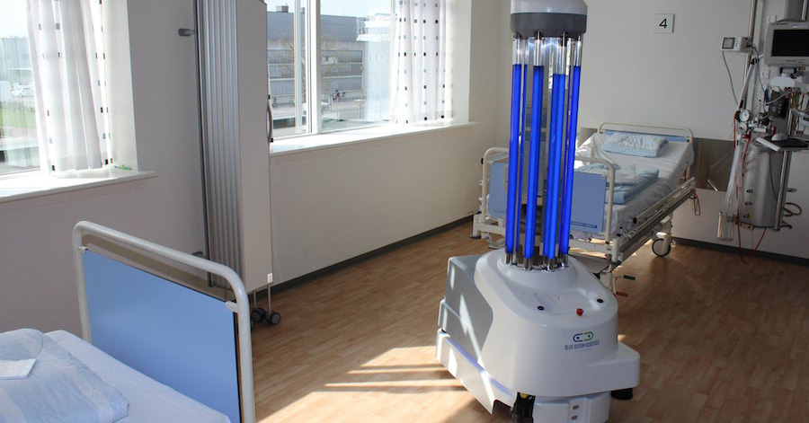 autonomous robots used to disinfect hospital rooms with concentrated UV ...