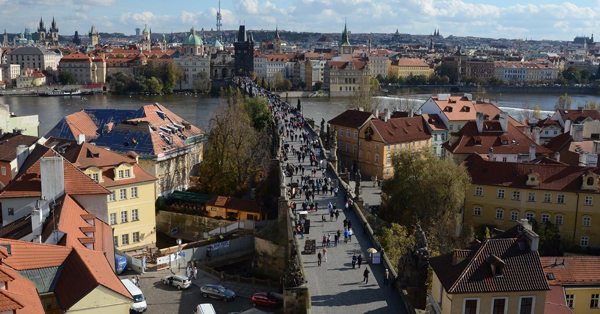this animation shows how prague's massive 14th-century charles bridge ...