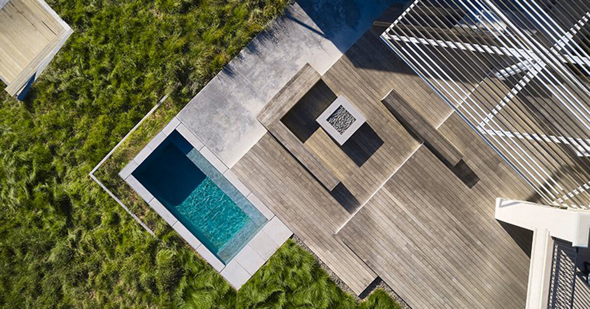 mary barensfeld installs deployable viewing platform in oakland, california