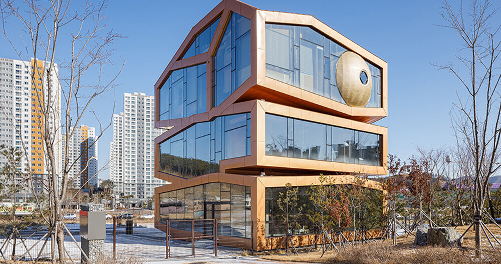 moon hoon completes 'MARS' building in south korea