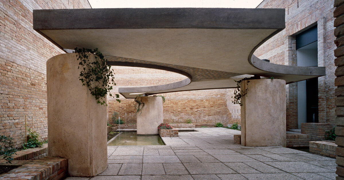 map surveys modern venice architecture, from carlo scarpa to tadao ando