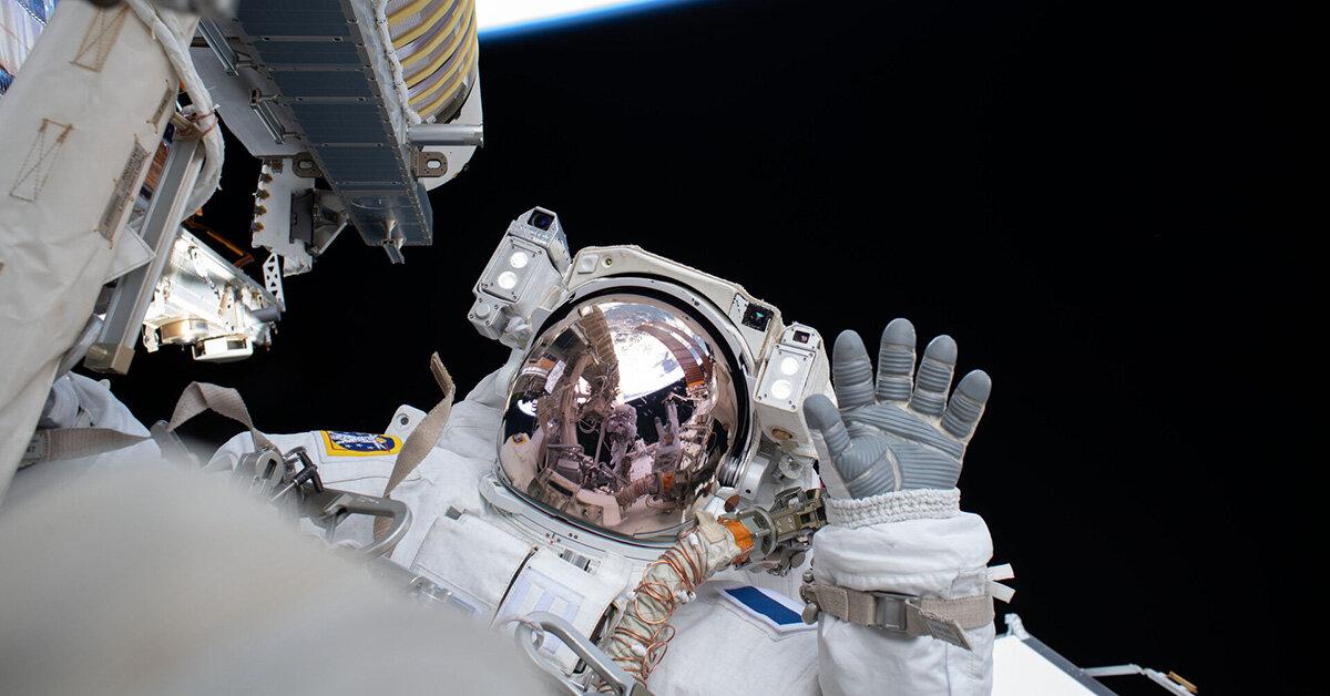 Space Shuttle Astronaut Space Walk