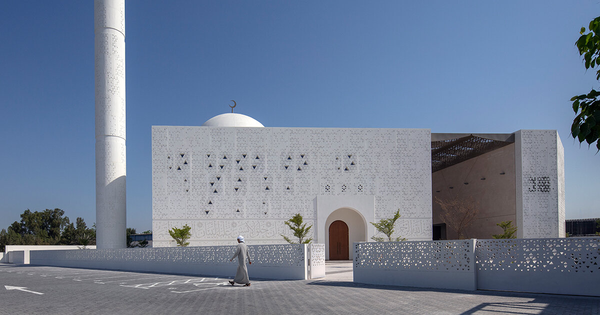 reinterpreted islamic patterns and triangulated geometry clad dabbagh ...
