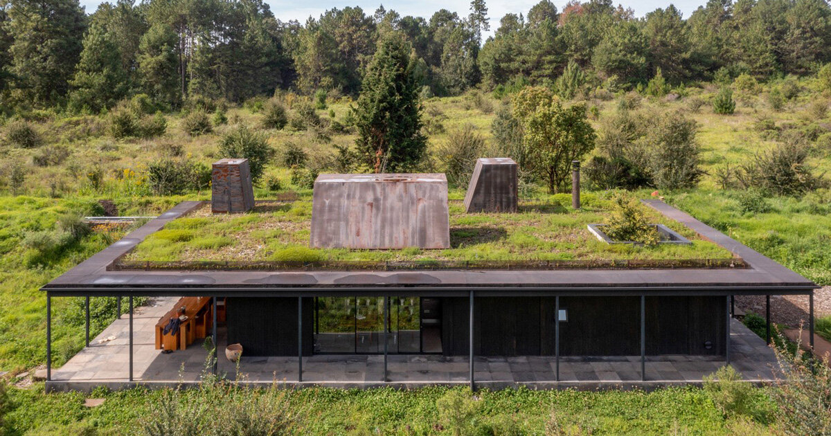 net-zero retreat in mexico combines home, studio + off-grid bathhouse