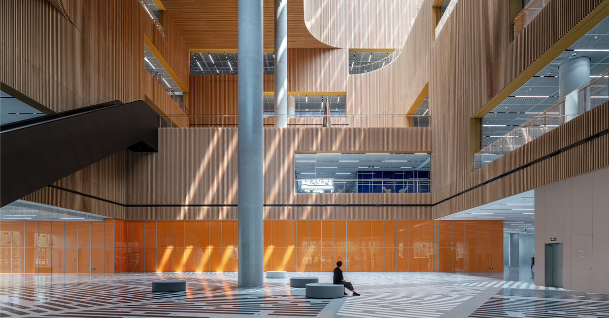 spellbinding in and out, shanghai library east opens to the public