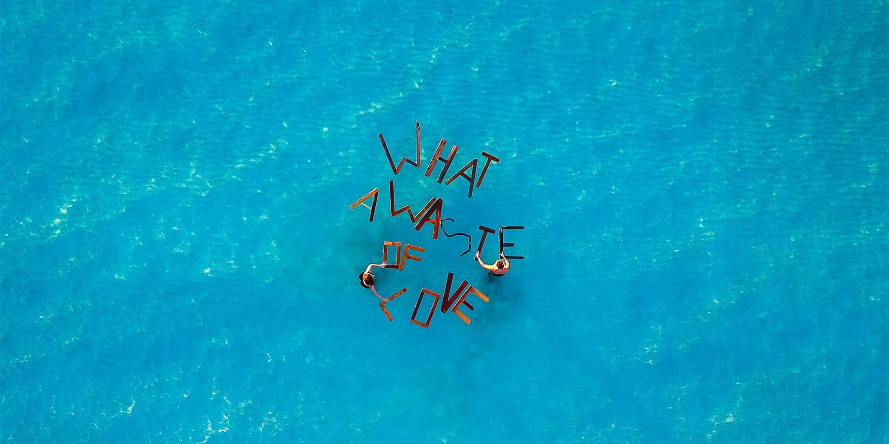 eisa baddour pays tribute to refugees in his new art performance