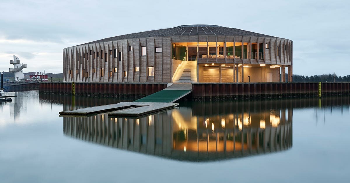 'the lantern' maritime center by WERK arkitekter & snøhetta lights up ...