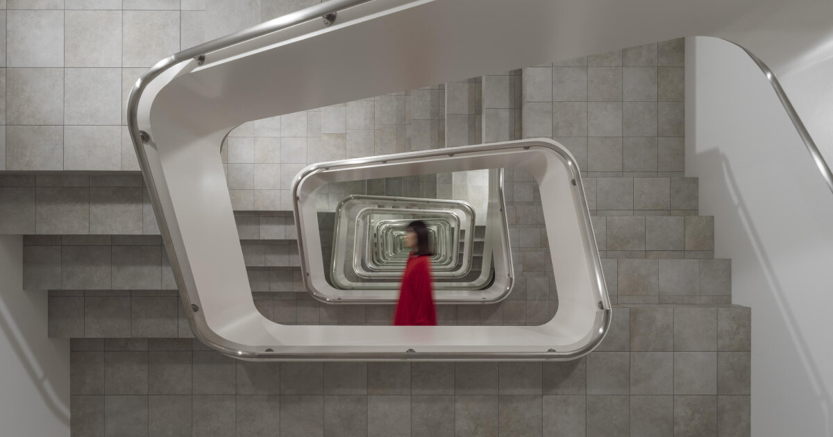 leandro erlich conjures optical illusions in 'over the threshold ...