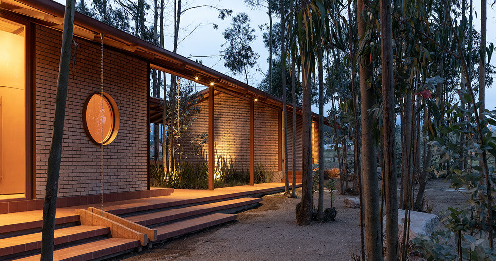 gabriel rivera's 'el picadero' intervention elevates ecuador horse farm