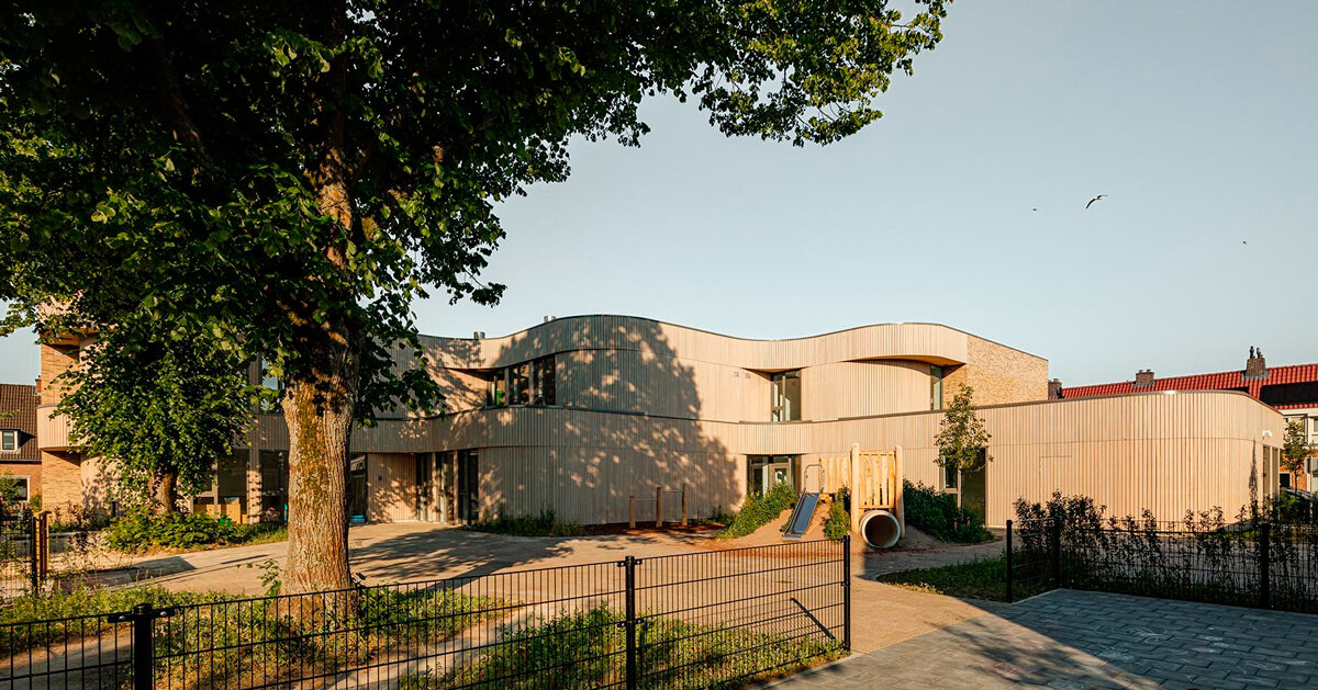 EVA architecten forms flowing shapes for primary school in utrecht