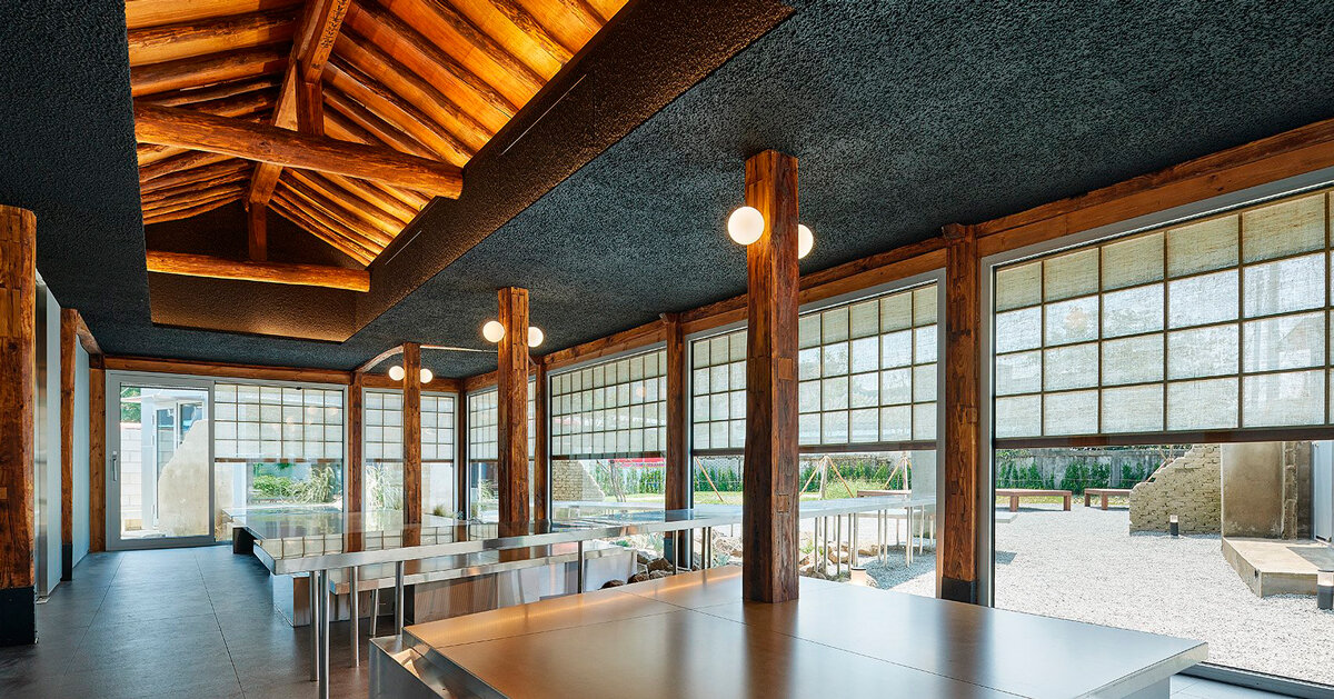 wooden hanok roof frame tops nomal's restaurant in korea