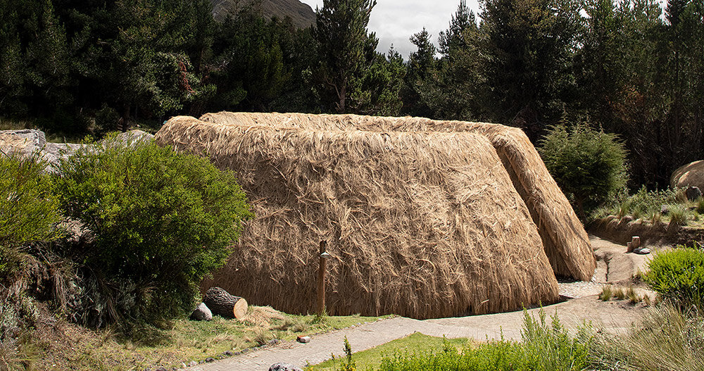 ecuador community builds thatched 'chaki wasi' handicrafts center